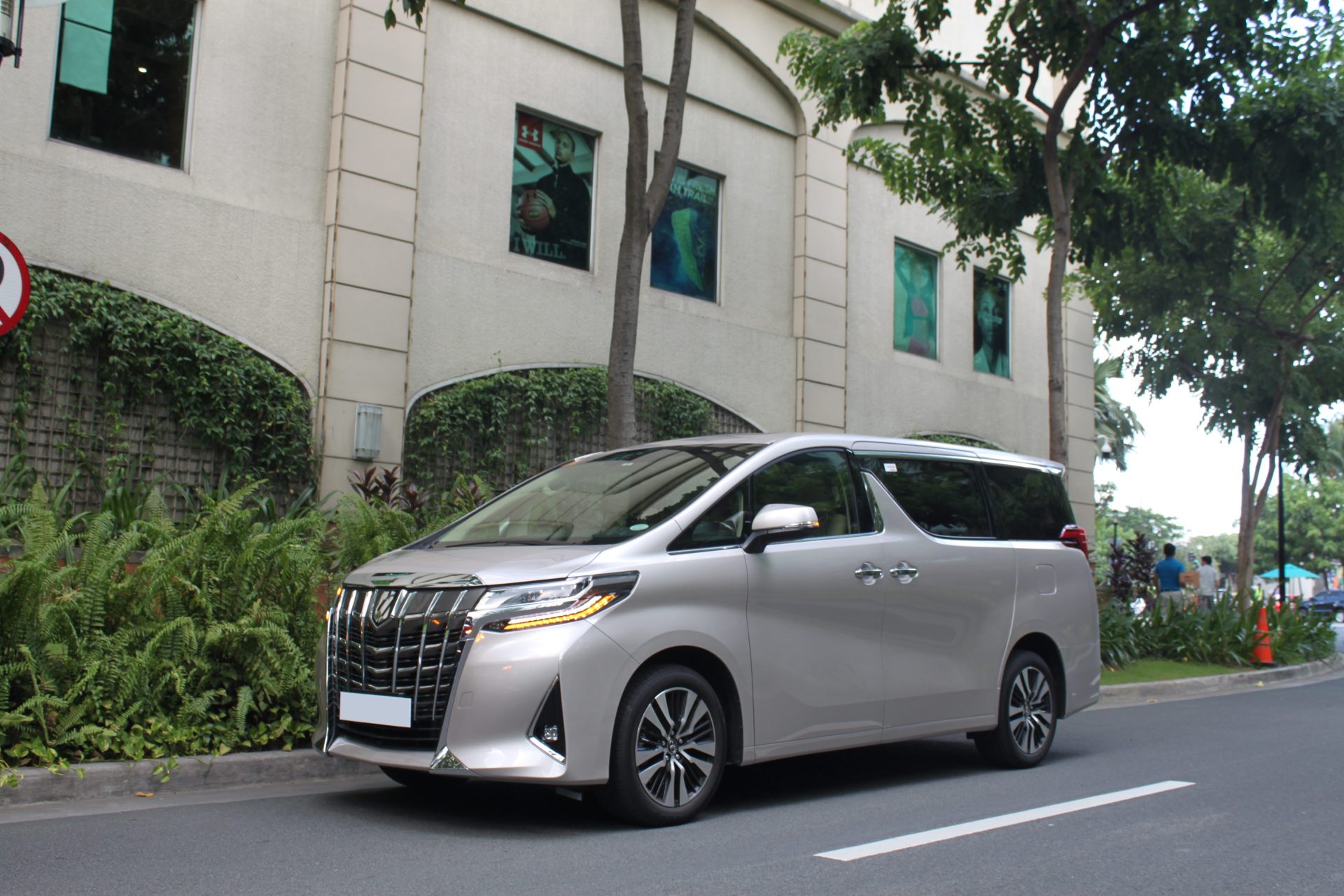 Toyota Alphard For Rent - The Luxe Guide