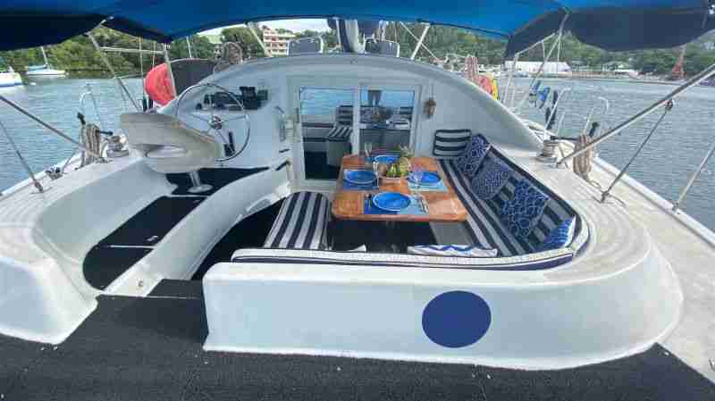 Yacht For Rent Coron | Boat rental in Palawan | The Luxe Guide