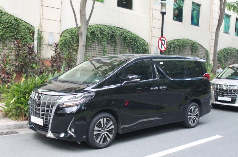 Luxury Car Rental Manila - The Luxe Guide