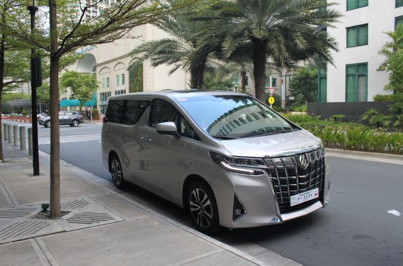 Luxury Car Rental Manila - The Luxe Guide