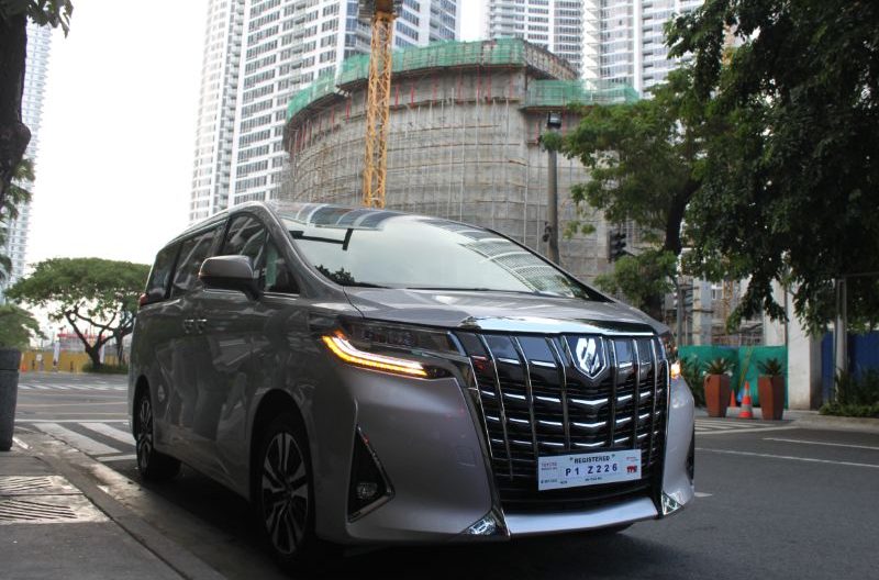 Luxury Car Rental Manila - The Luxe Guide