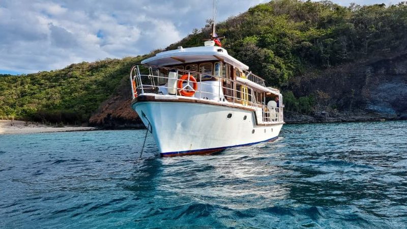 Luxury Superyacht - Party in Manila - The Luxe Guide