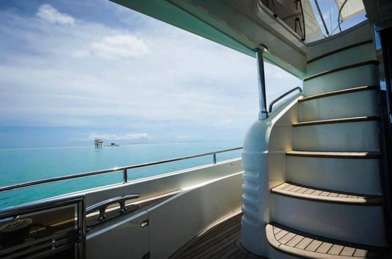Princess Flybridge 85 - The Luxe Guide