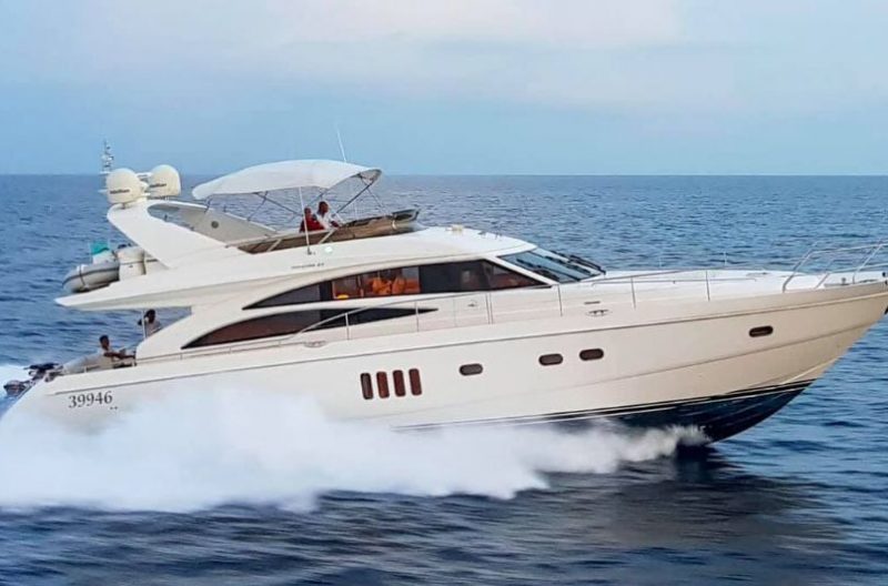 Princess Flybridge 85 - The Luxe Guide