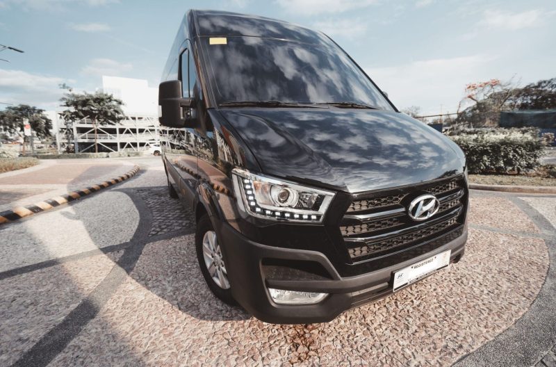 Luxury Car Rental Manila - The Luxe Guide