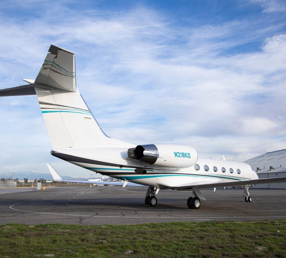 Gulfstream GIV - The Luxe Guide