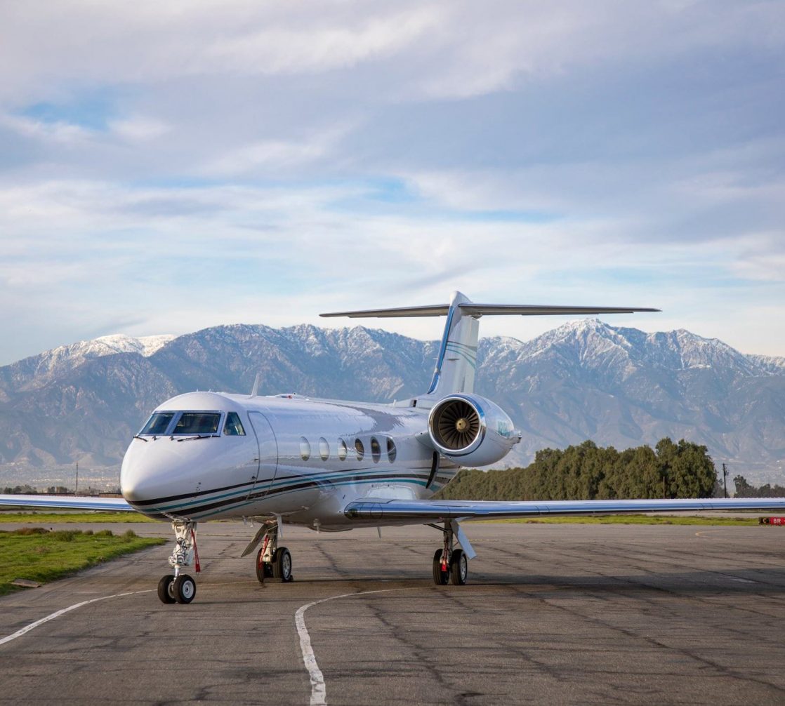 Gulfstream GIV - The Luxe Guide