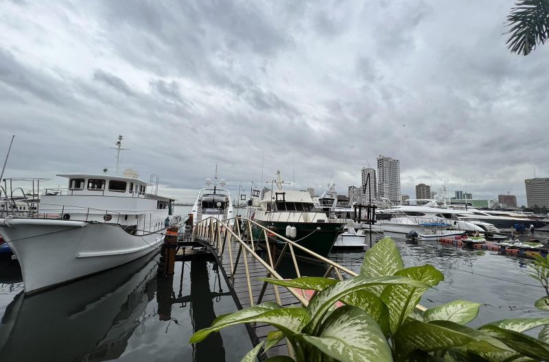 Top 10 Yachts for rent in Manila | Boats Rental | Sunset Cruise The ...