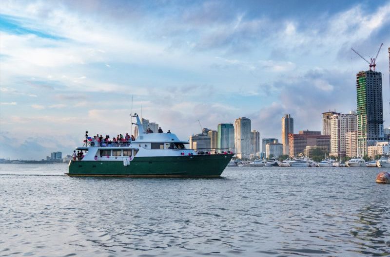 Top 10 Yachts for rent in Manila | Boats Rental | Sunset Cruise The ...