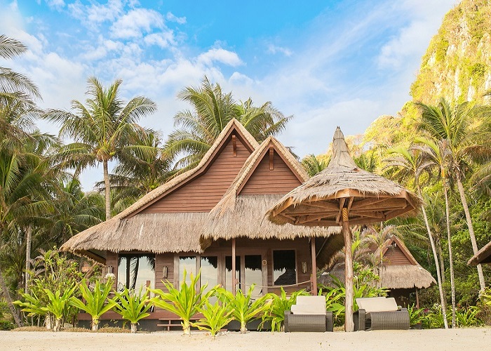 12 Best Luxury Resorts in the Philippines - The Luxe Guide
