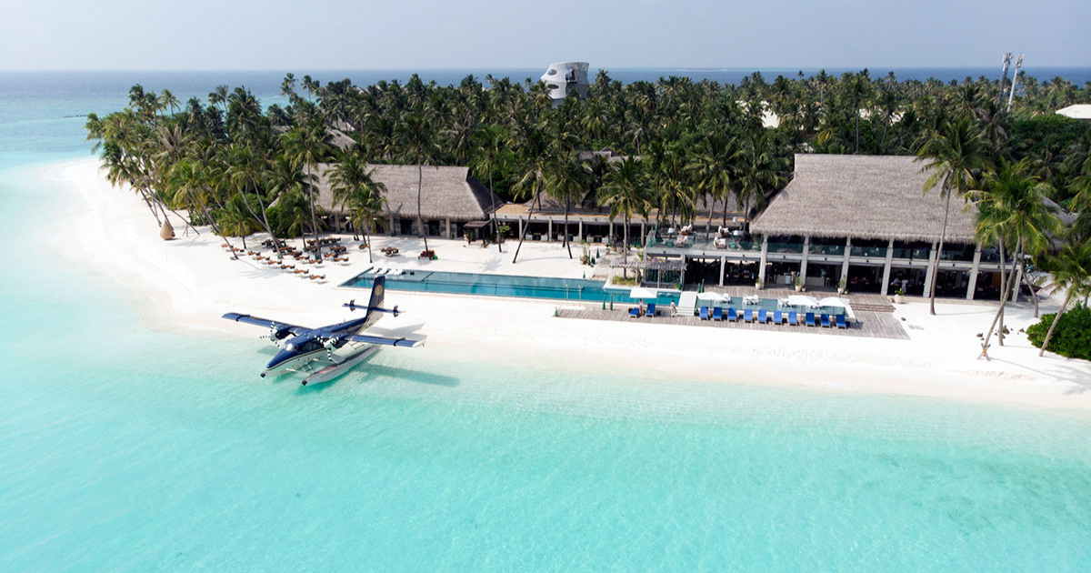 Seaplane for rent in Philippines | Seaplane Charter | The Luxe Guide