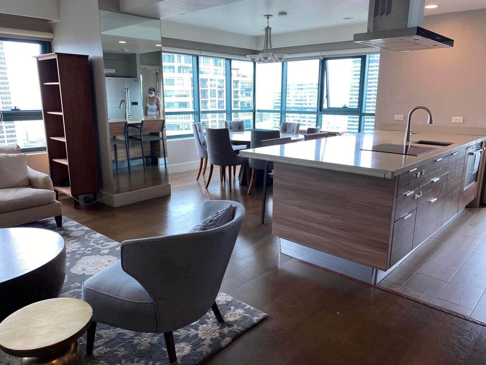 Bi-Level unit in Rockwell - The Luxe Guide