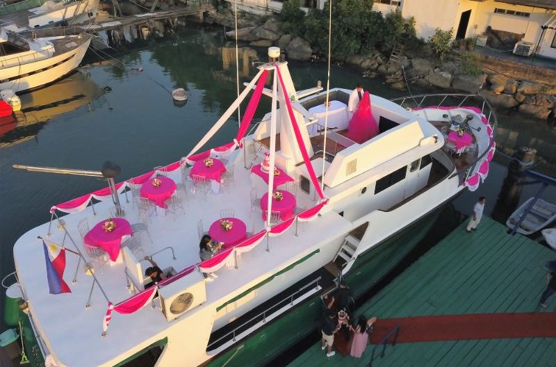 Top 10 Yachts for rent in Manila | Boats Rental | Sunset Cruise The ...