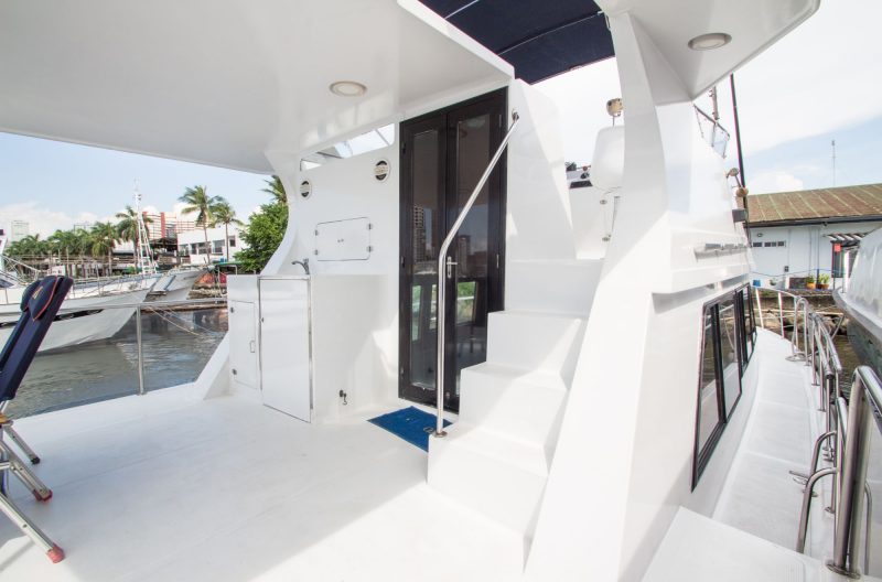 Top 10 Yachts for rent in Manila | Boats Rental | Sunset Cruise The ...