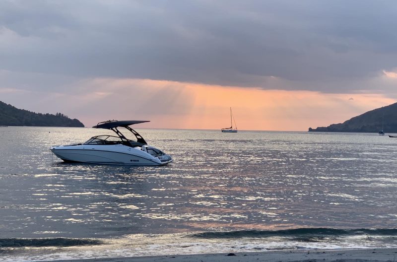#1 Luxury Marketplace Philippines - The Luxe Guide