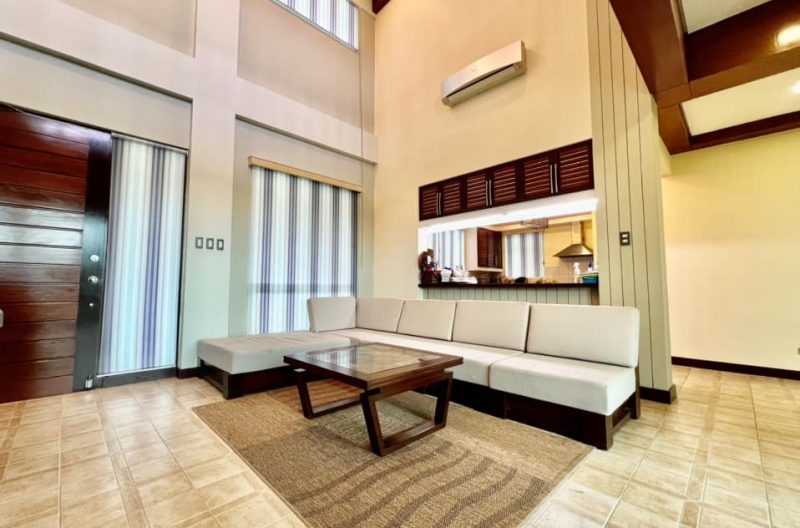 Private Resort Calamba - The Luxe Guide