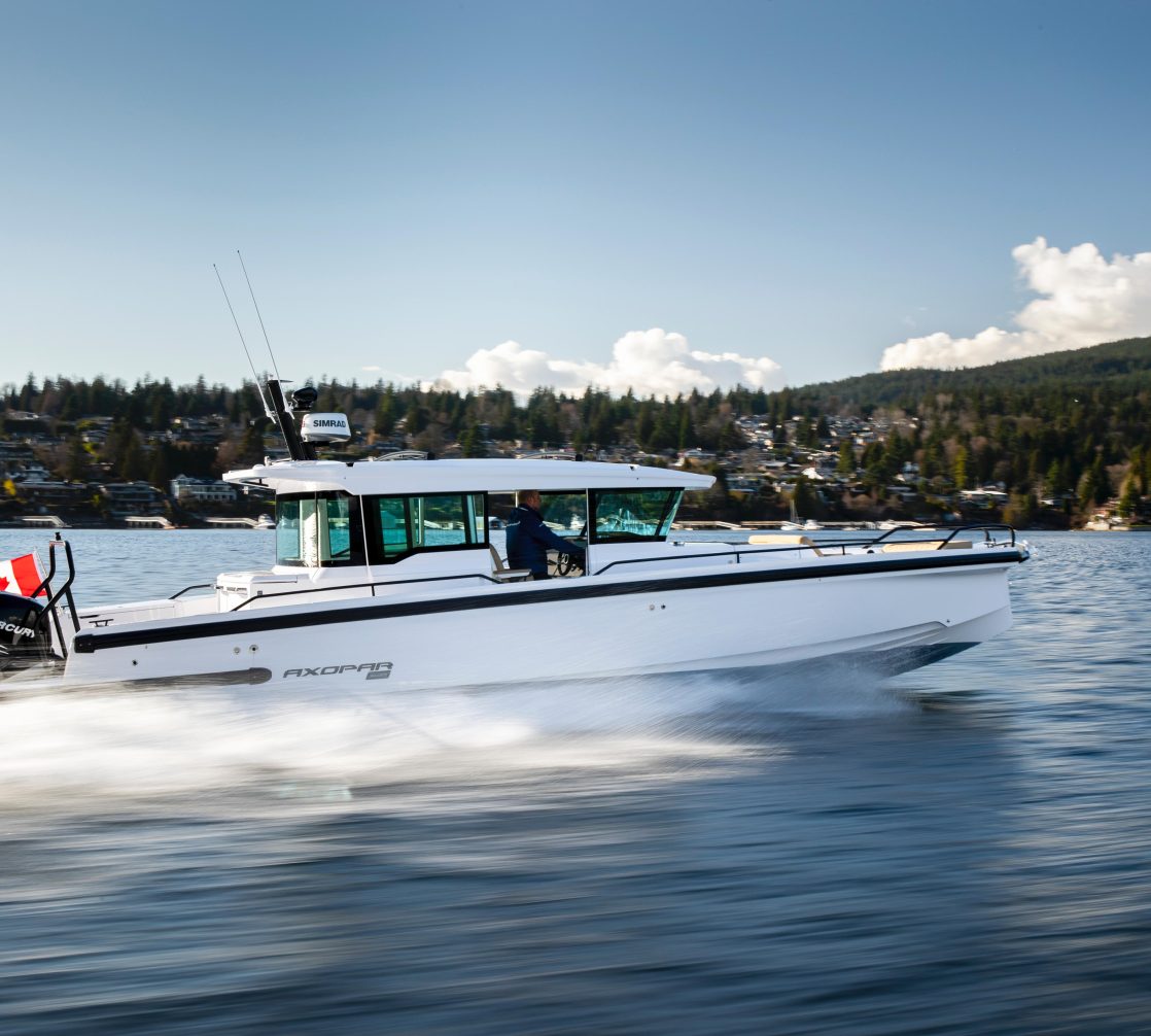 Axopar 37XC For Sale - The Luxe Guide