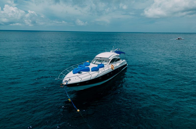 12 Amazing Yachts For Rent Philippines - The Luxe Guide