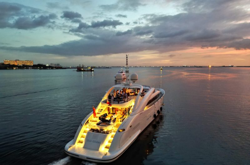 Best Yachts For Rent Philippines - The Luxe Guide